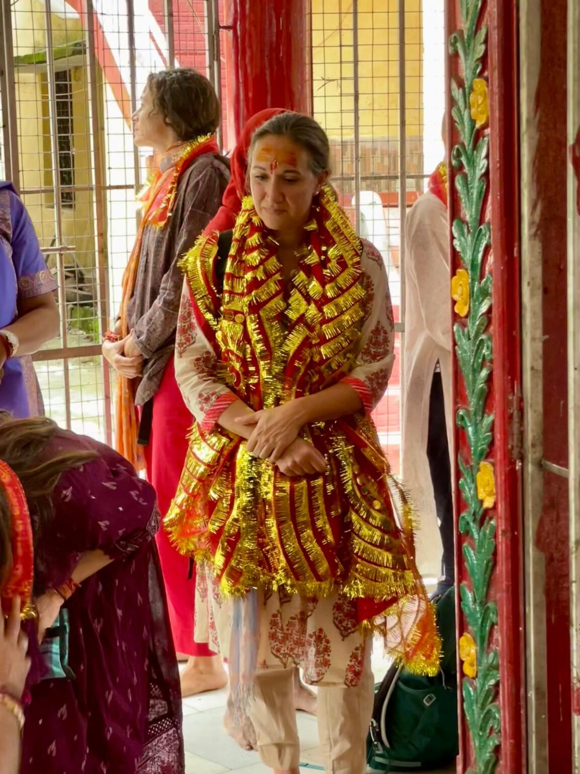 Sacred Solitude: The Path of the Chosen Woman (Soul) - Sonya Lyn ...